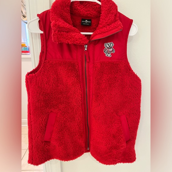 Jackets & Coats | Wisconsin Badgers Vest | Poshmark